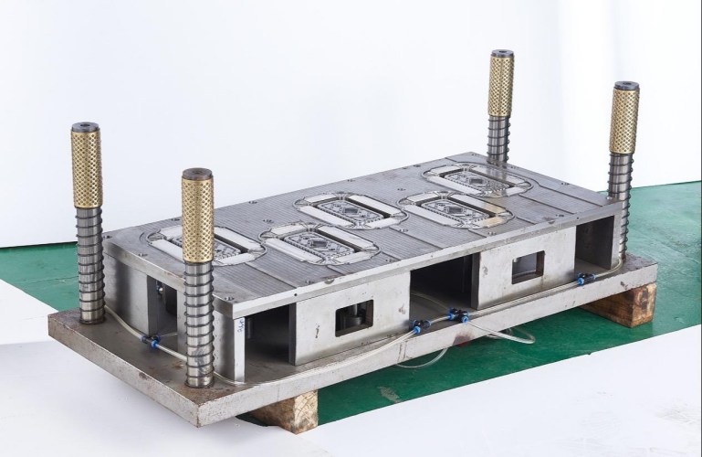 How to select Aluminium Foil Container Mould - FoilOnline